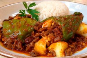 Cómo Preparar Caigua Rellena Receta - Comidas Peruanas